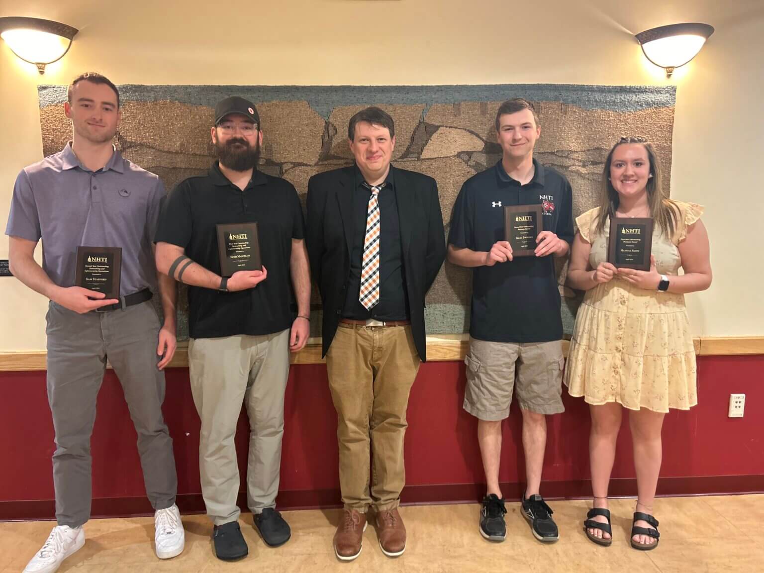 NHTI Celebrates Students at Annual Awards Night – NHTI